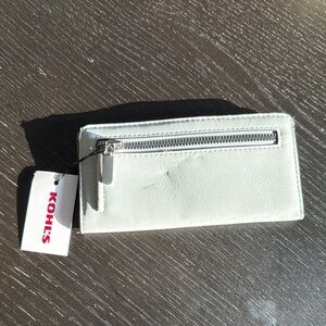 Kohl's Wallets for Women on Sale up to 90% Off: Poshmark